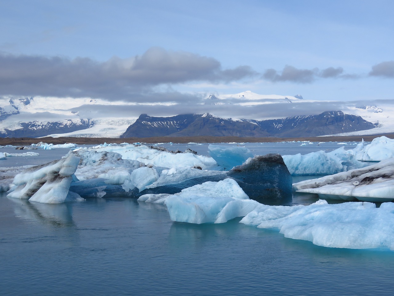Icelandic Adventure: Exploring Iceland's Legendary Natural Landscapes ...